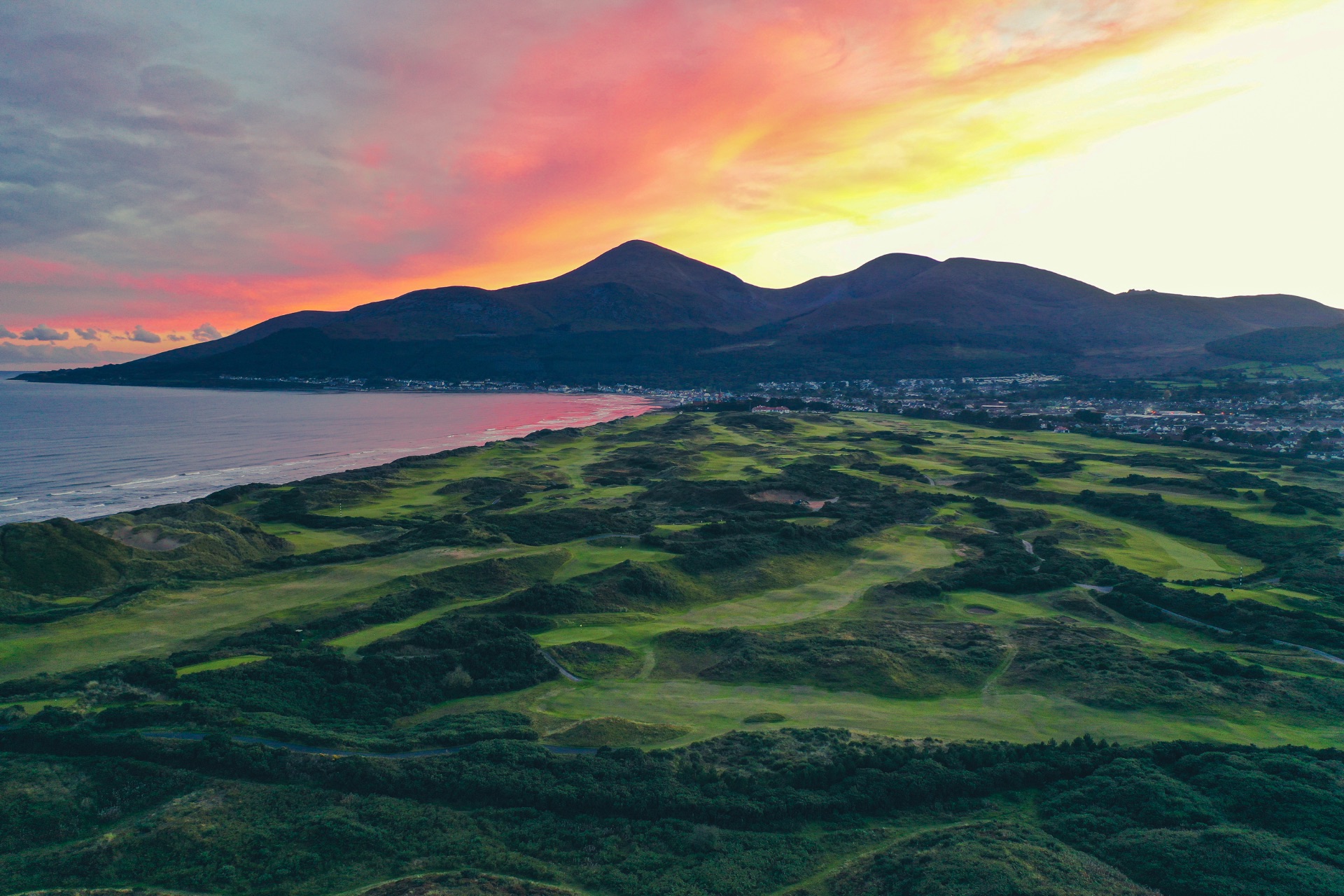 RCD: Famous and unique links a fitting challenge - Mourne Golf Club